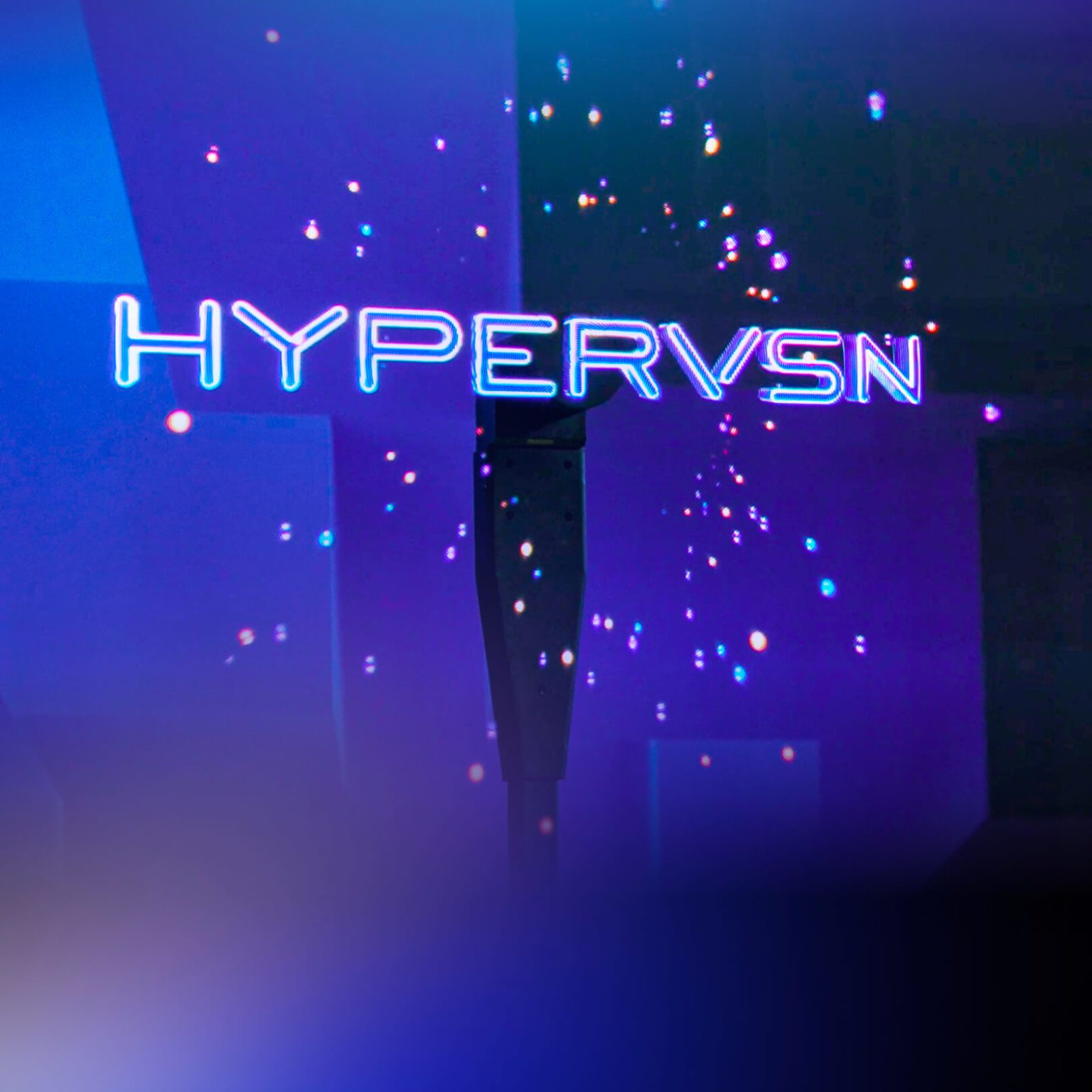 SmartV Solo M + L | Holographic Technology - HYPERVSN